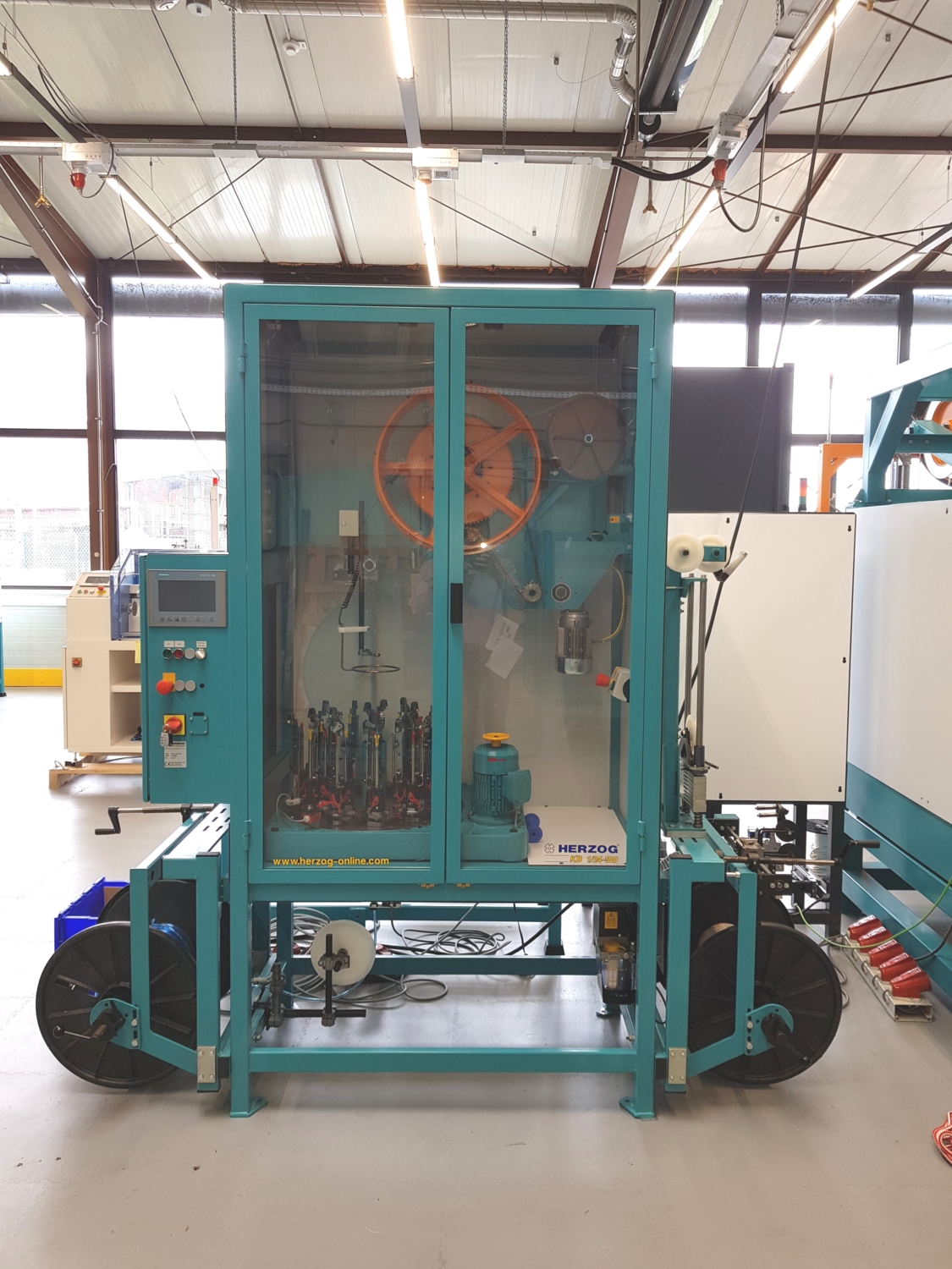 Machines available ex stock | Herzog Braiding Machines